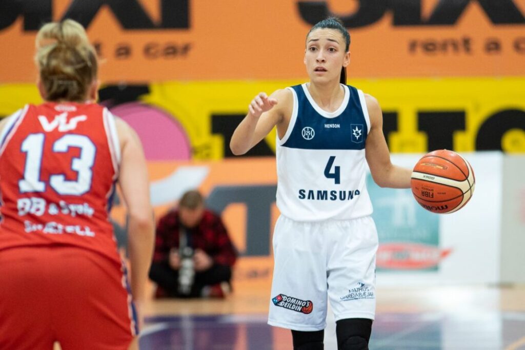 Danielle til KR - Karfan