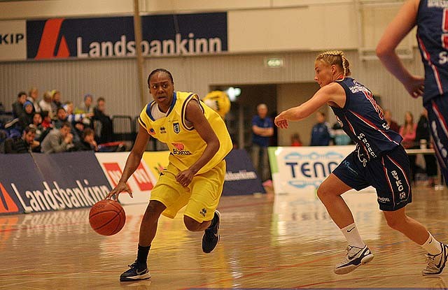 IEX-kvenna: Uppgjör fyrstu umferðar - Karfan