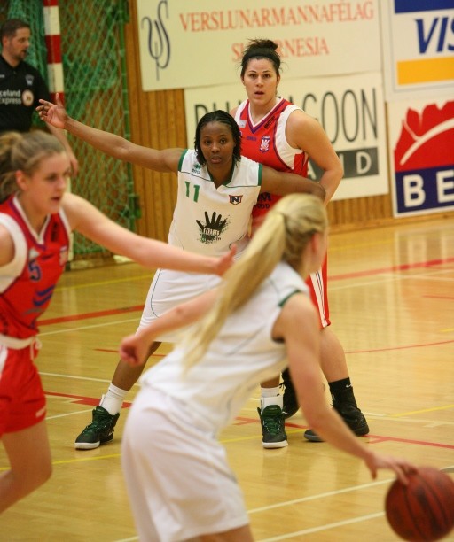 Njarðvíkursigur gegn Snæfell - Hardy með 48 og 21! - Karfan