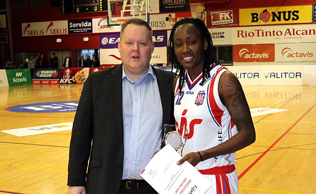 Chynna þriggja stiga meistari - Karfan