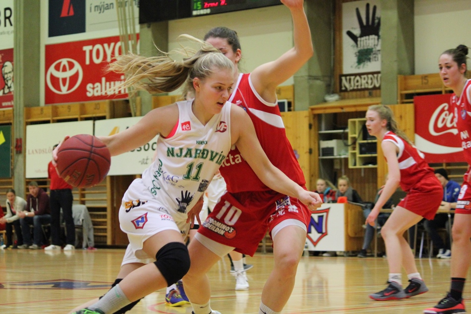 Njarðvík ekki mikil hindrum fyrir Hauka - Karfan